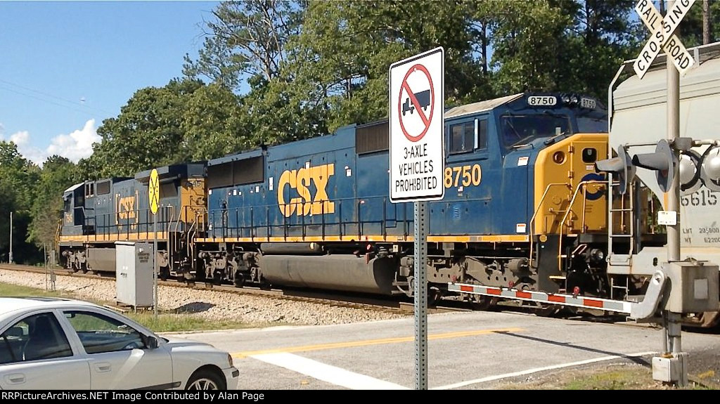 CSX SD60I 8750